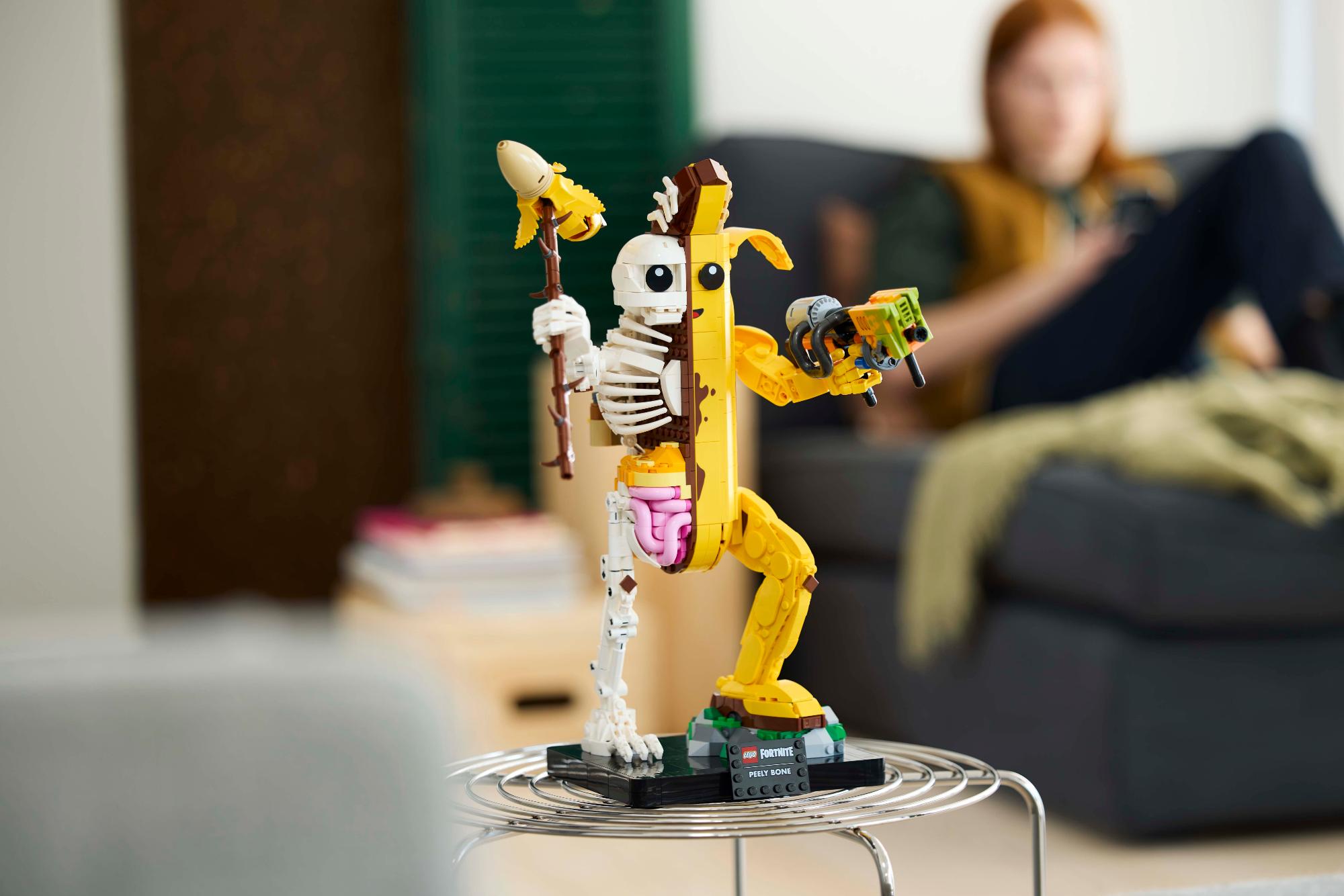 LEGO-Fortnite-77072-Peely-Bone (39) – Blocks – the monthly LEGO ...